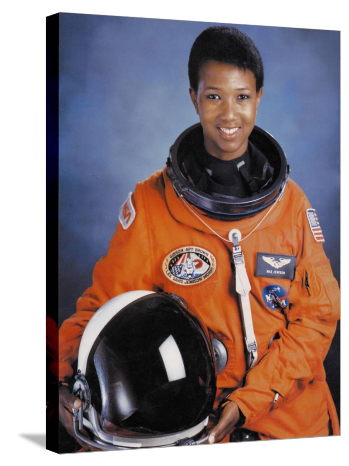 Art.com Dr Mae Jemison Was the First African-American Woman in Space ...
