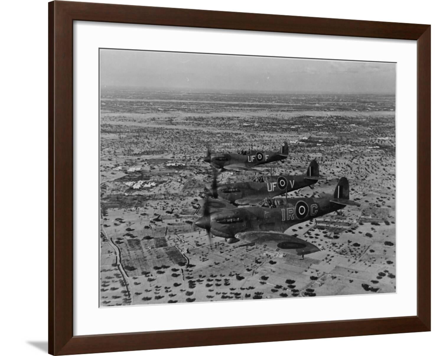 Art.com Formation of Spitfires Over North Africa, circa 1943 Photo ...