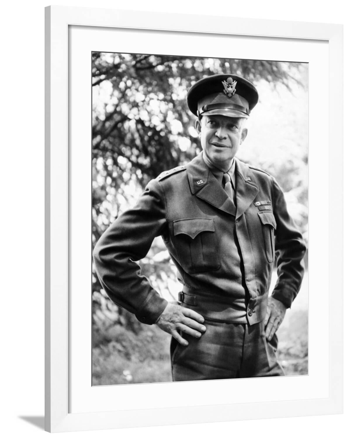Art.com General Dwight Eisenhower, Supreme Commander, Allied Forces ...