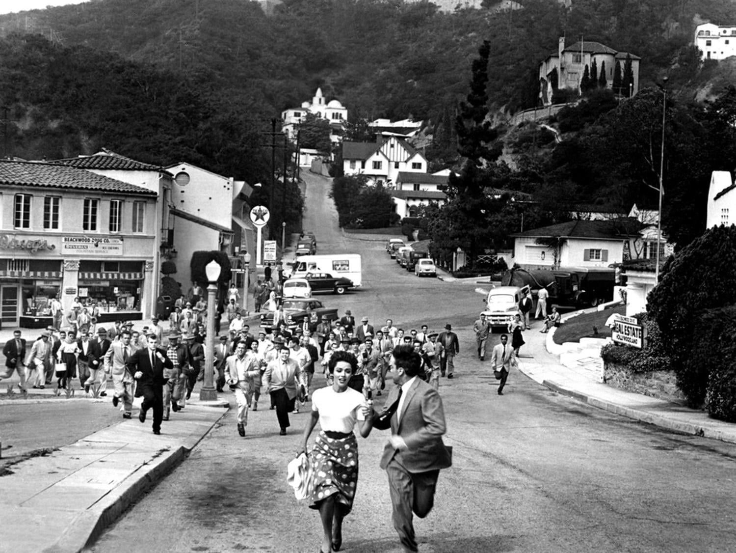 Art.com Invasion Of The Body Snatchers, Dana Wynter, Kevin McCarthy ...