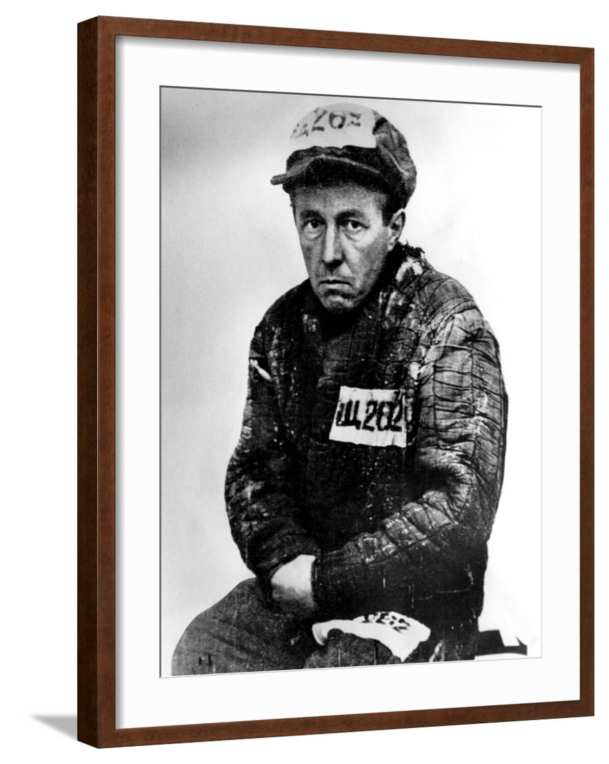 Art.com Nobel Prize Winning Author Alexander Solzhenitsyn During the ...