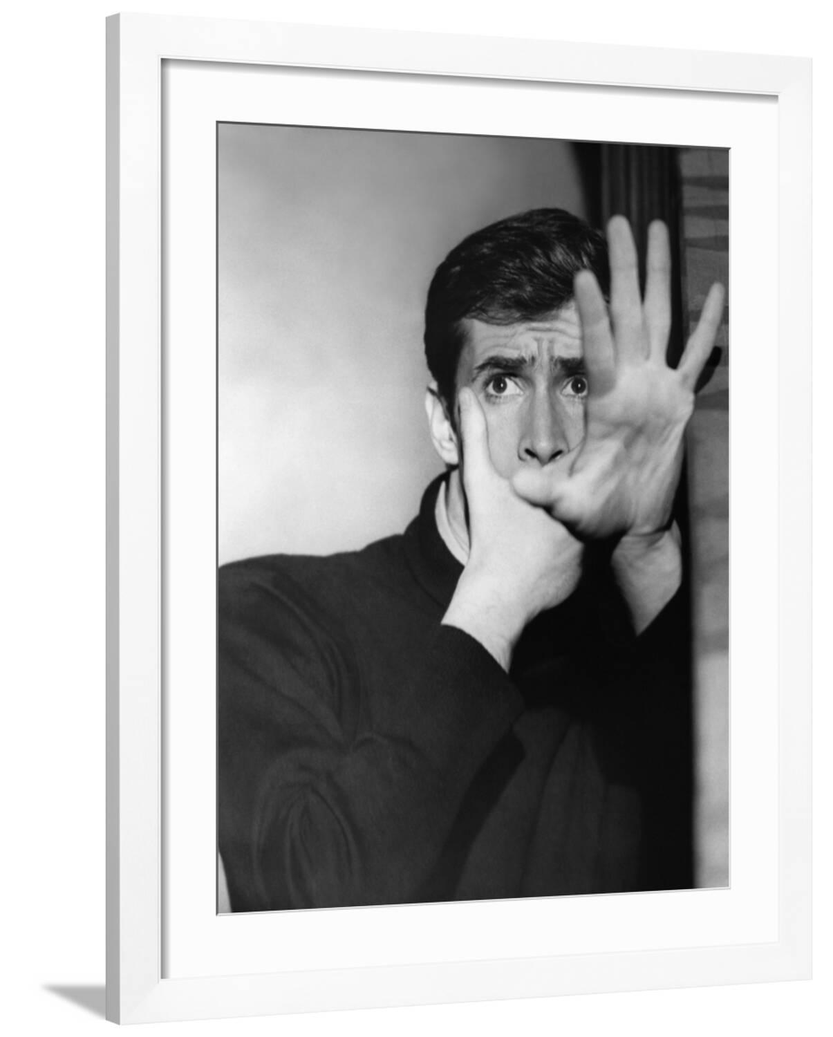 Art.com PSYCHO, 1960 directed by ALFRED HITCHCOCK Anthony Perkins (b/w ...