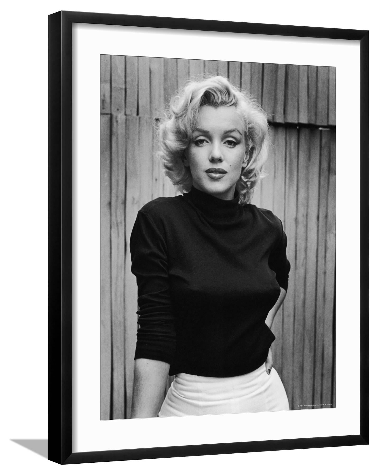 Art.com Portrait of Actress Marilyn Monroe on Patio of Her Home Premium ...