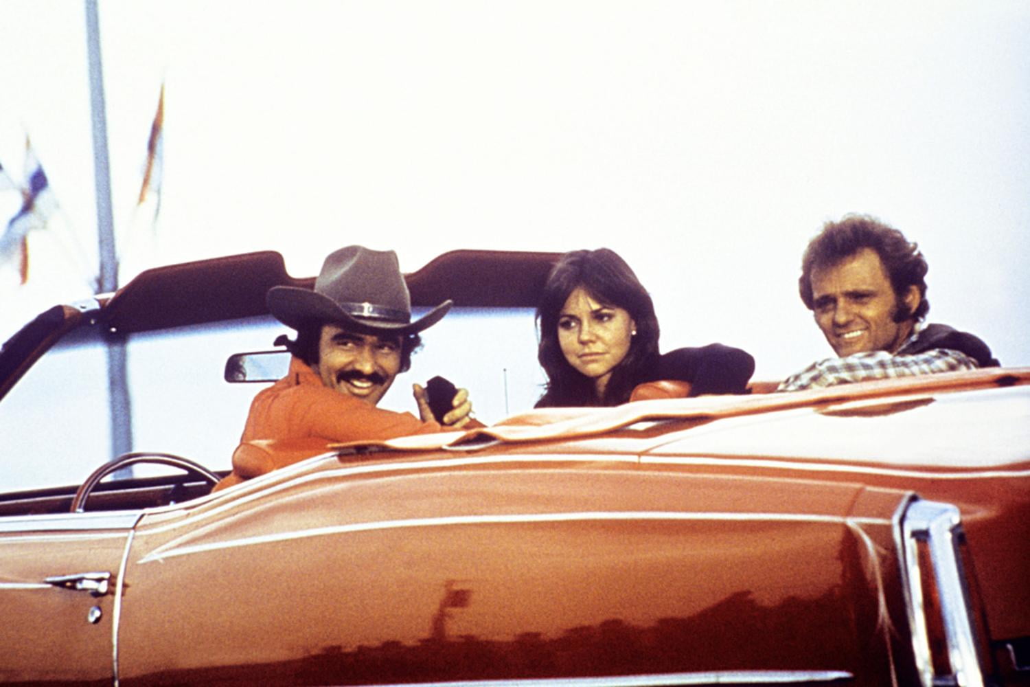 Art.com Smokey and the Bandit, Burt Reynolds, Sally Field, Jerry Reed ...