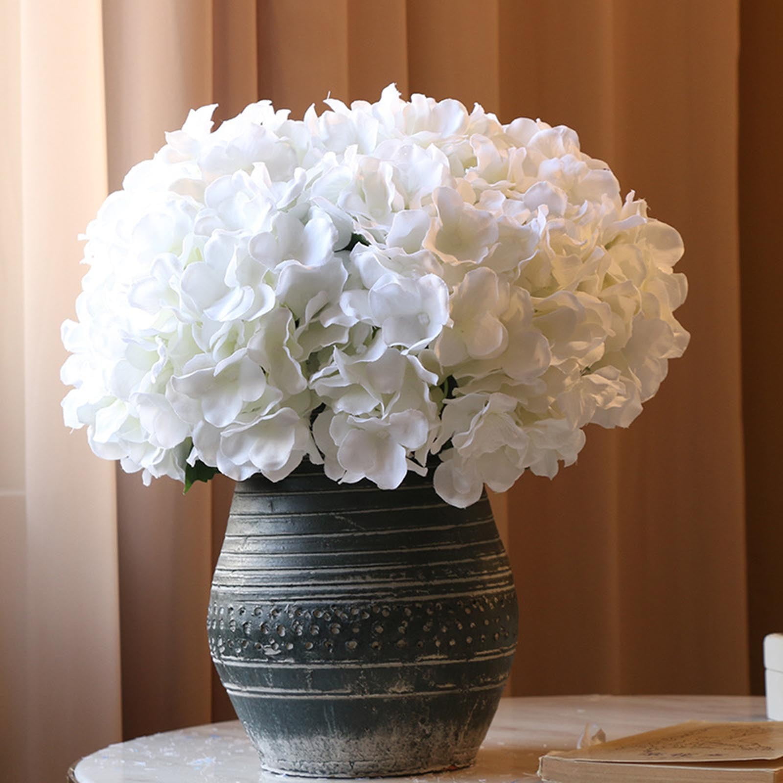 Artificial Hydrangea Flowers - Fluffy White Hydrangea Bouquet for ...