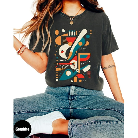 Artistic Modern Art Graphic Tee with Abstract Geometric Shapes and ...