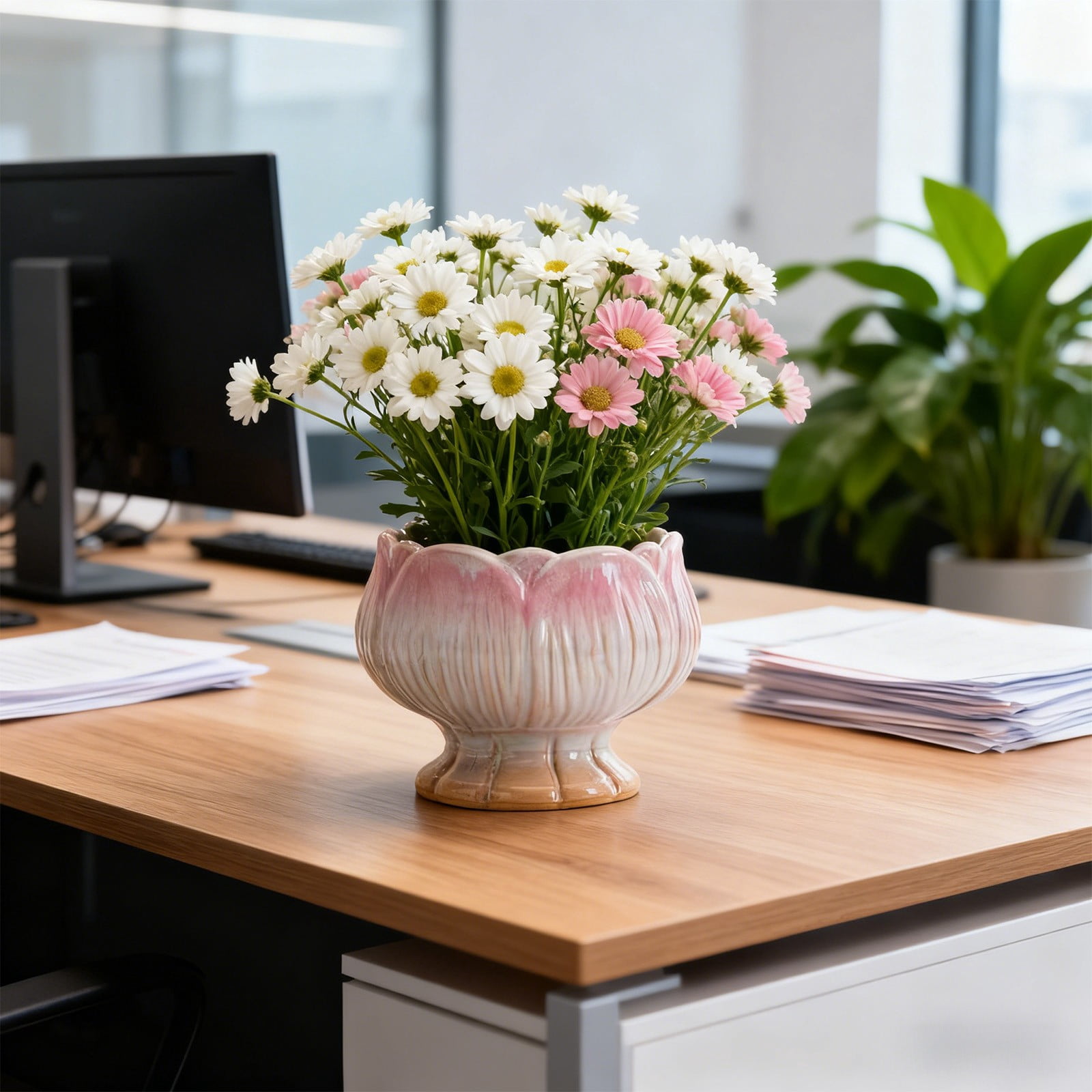 Artistics Gradient Ceramic Flower Pot, Streamlined Petal Design ...