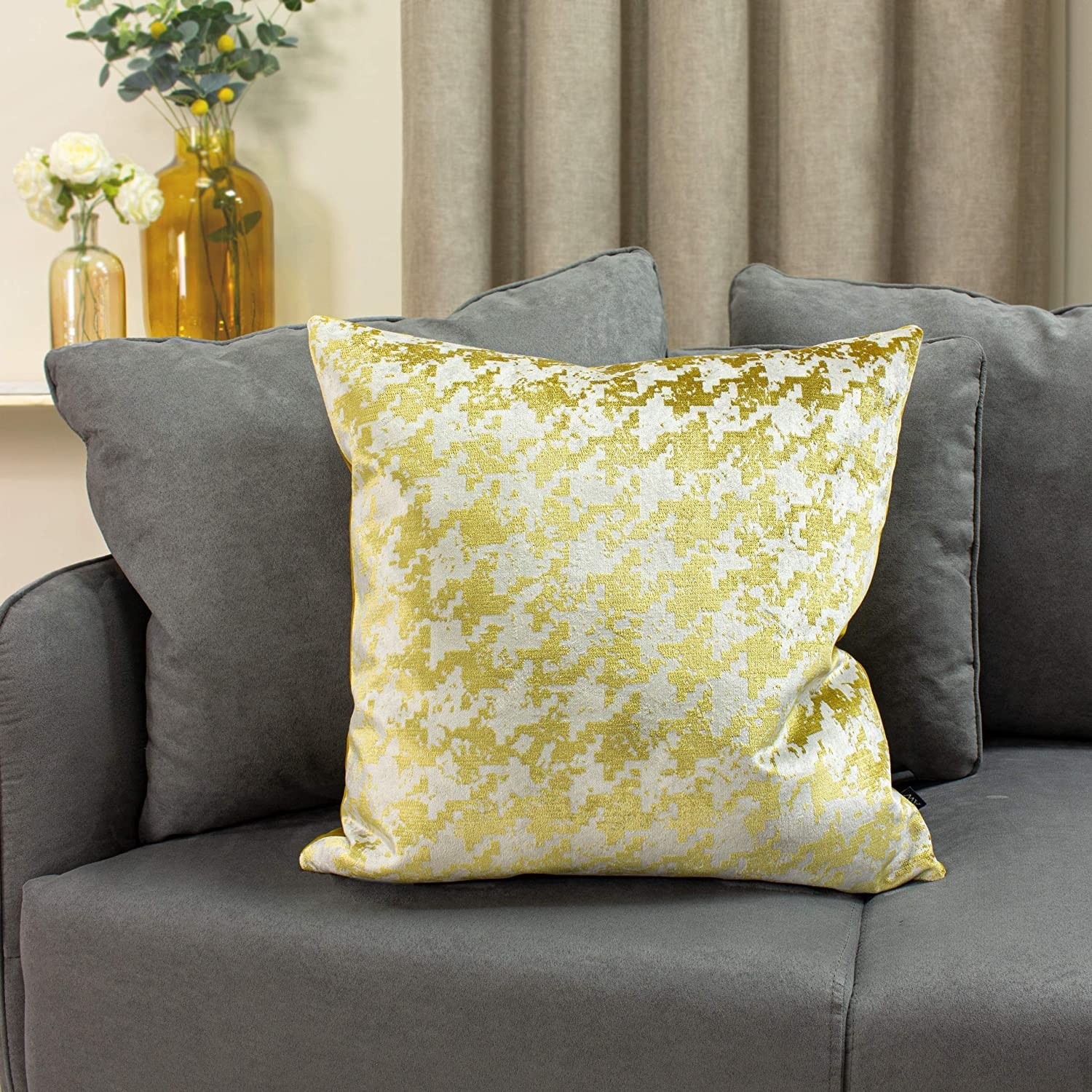 Ashley Wilde Nevado Throw Pillow Cover - Walmart.com