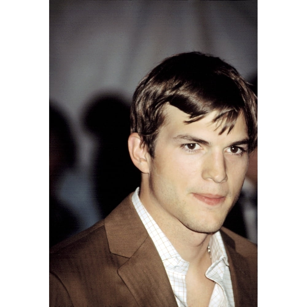 Ashton Kutcher At Metropolitan Museum Of Art Goddess Gala Ny 4282003 By ...