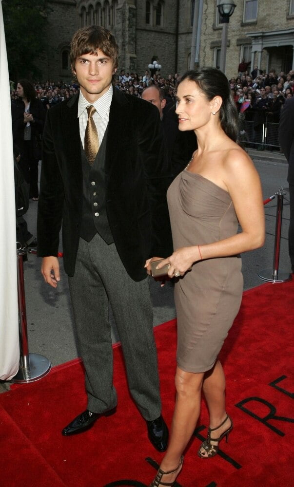 Ashton Kutcher, Demi Moore At Arrivals For Bobby Premiere - Toronto ...