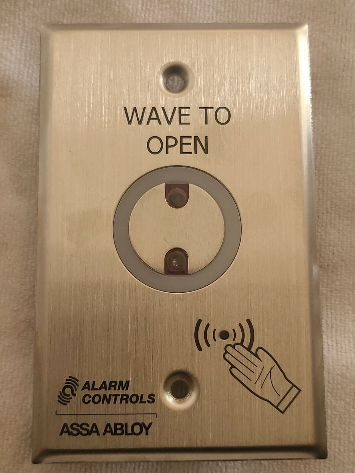 Assa Abloy NTS-1 Wave to Open Exit Switch. For Business, Offices ...