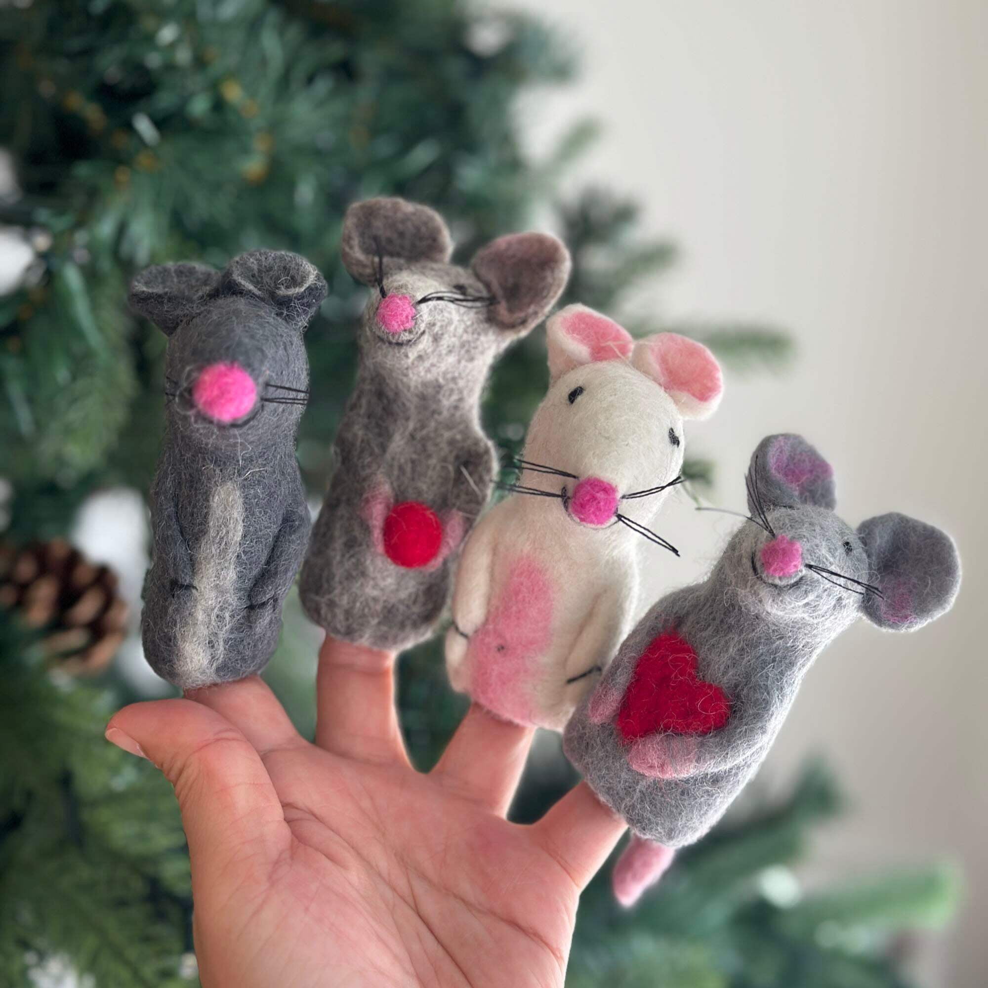 Assorted Mice Finger Puppet - Set of 4 - Walmart.com