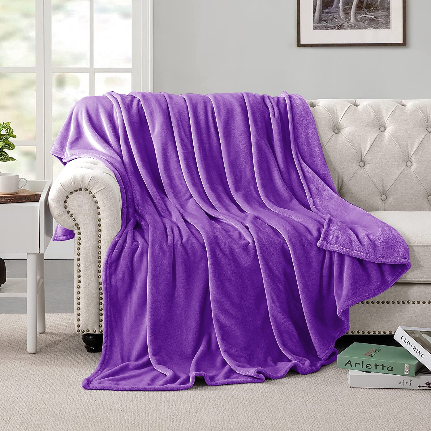Astarin Purple Fleece Throw Blanket for Couch&Bed - Lightweight Soft ...