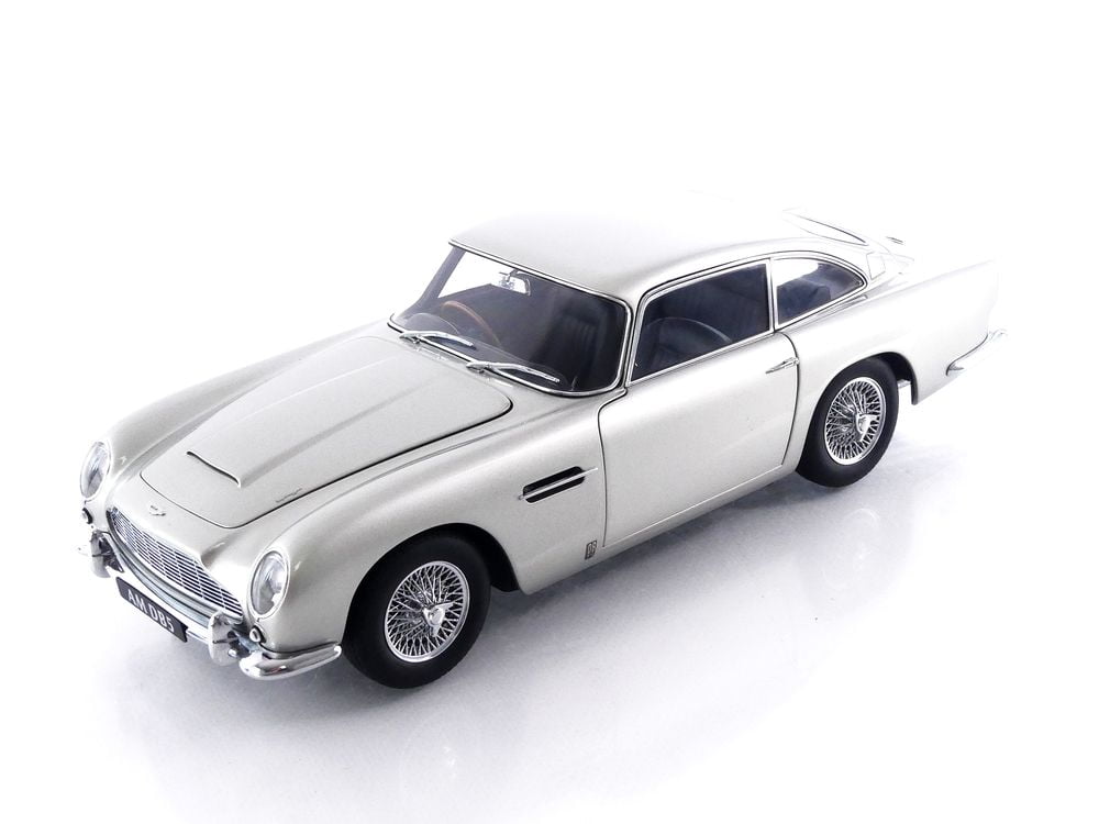 Aston Martin DB5 RHD (Right Hand Drive) Birch Silver 1/18 Model Car by ...