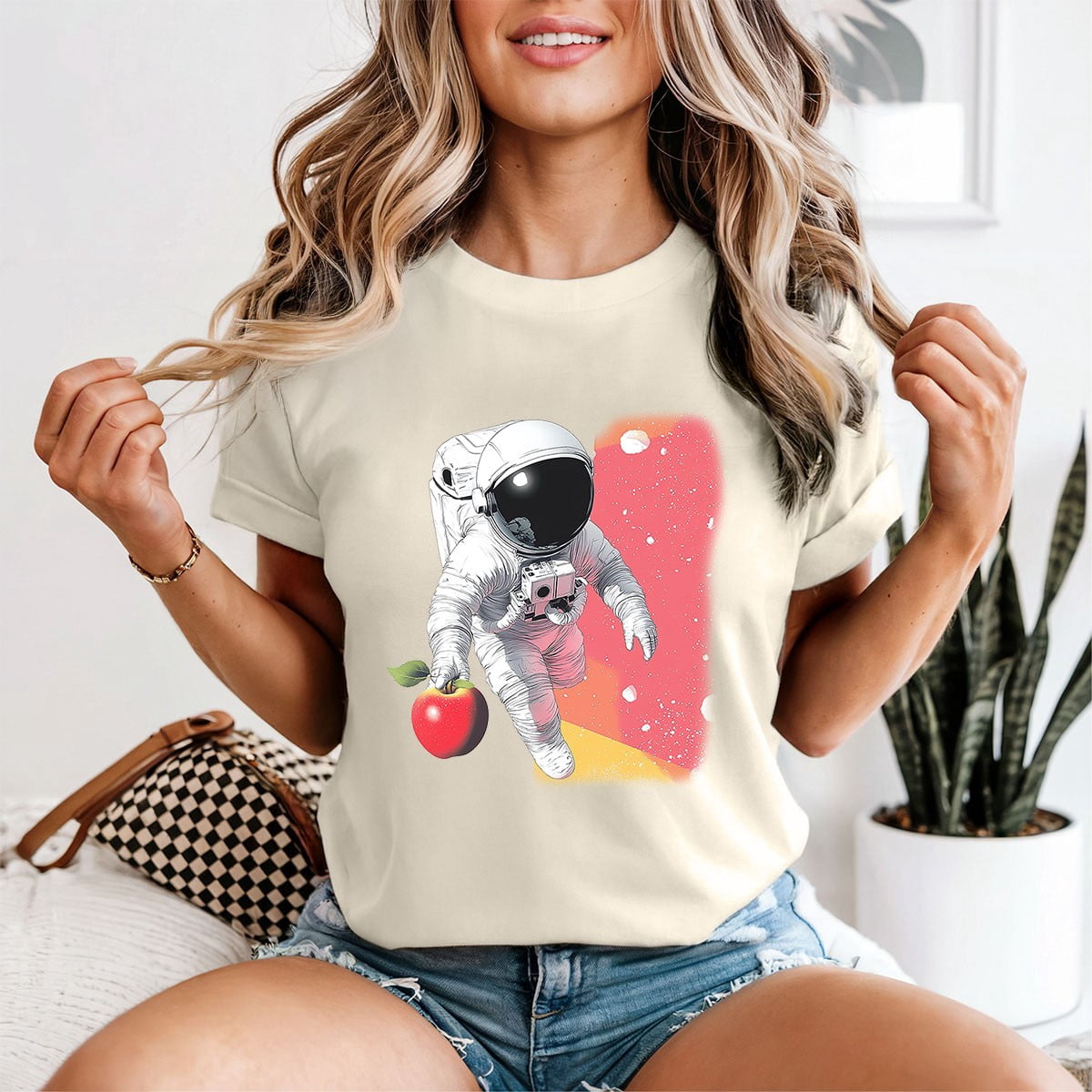 Astronaut Apple Space Exploration Womens Graphic Tee - Walmart.com