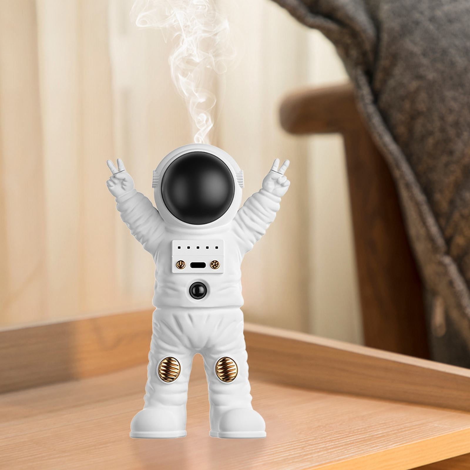 Astronaut Aromatherapy Diffuser With LED Night Light. Desktop Wall ...