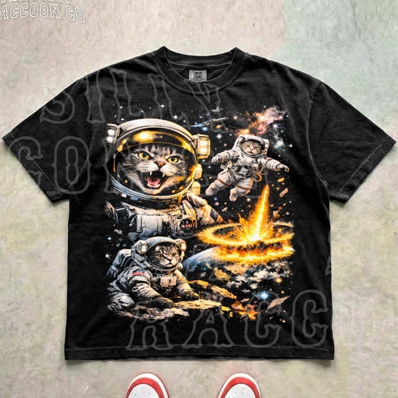 Astronaut Cat Shirt Epic Exploding Planet Graphic Tee Funny Sci Fi Cat ...