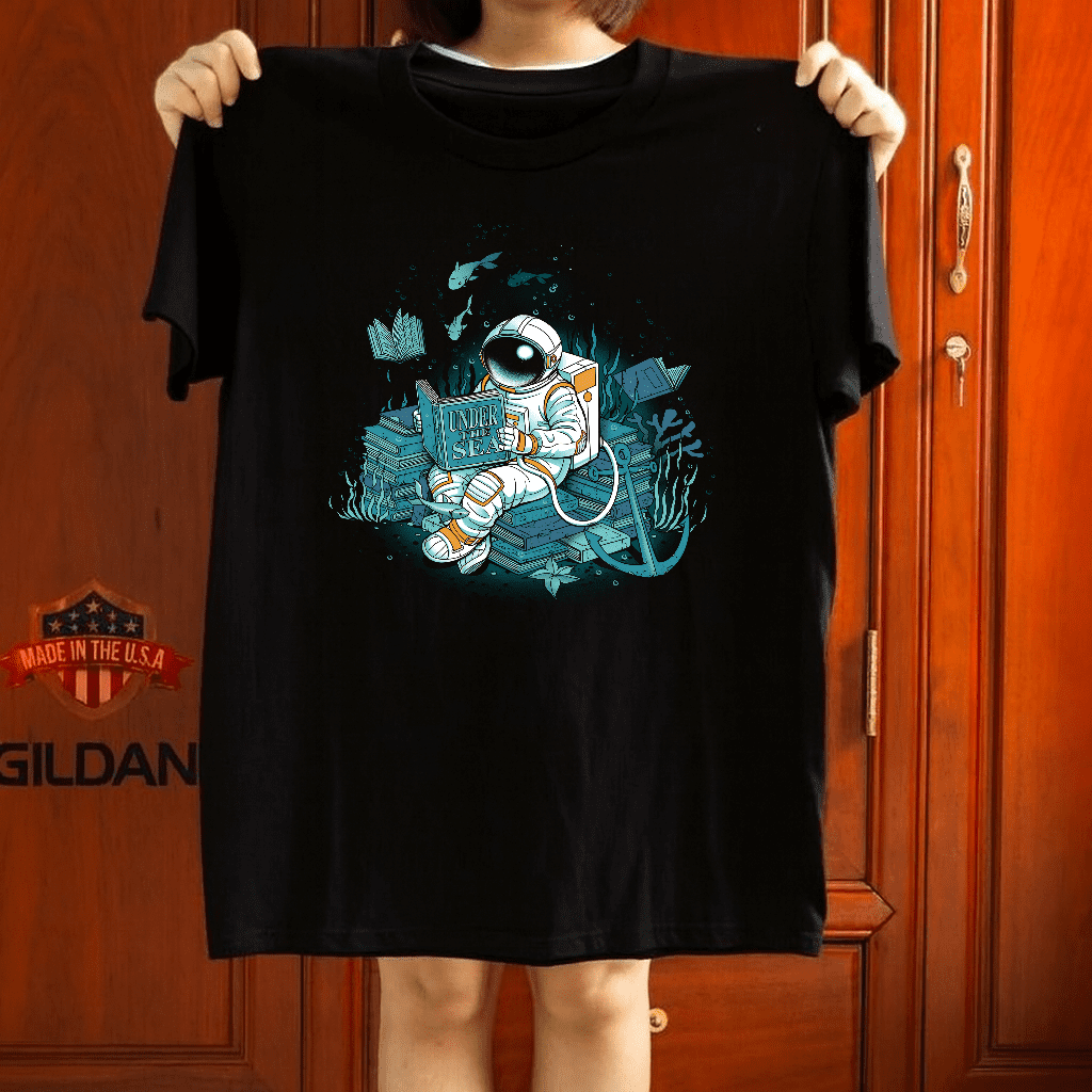 Astronaut T Shirt Cosmonaut Under Sea Space Exploration Graphic ...