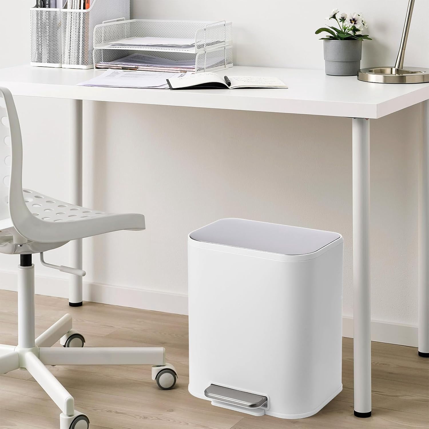 Ataucjin Slim Bathroom Trash Can, Stainless Steel Waste Bins, Soft ...