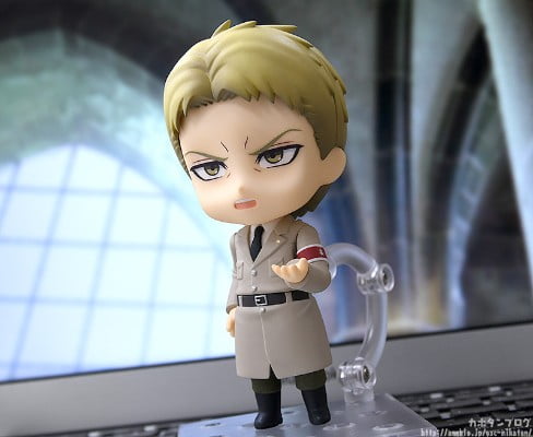 Good Smile Attack on Titan: Reiner Braun Nendoroid Action Figure ...