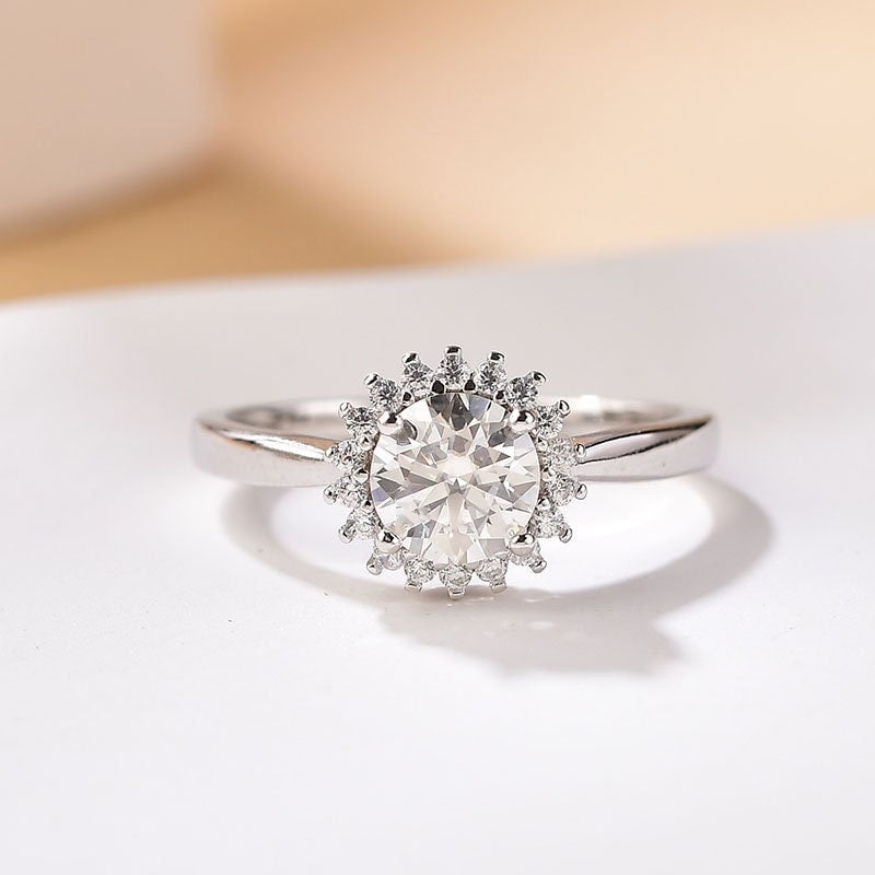 Atto Jewel 1.3 Ct Solitaire Round Cut Moissanite Ring for Her- 14K ...