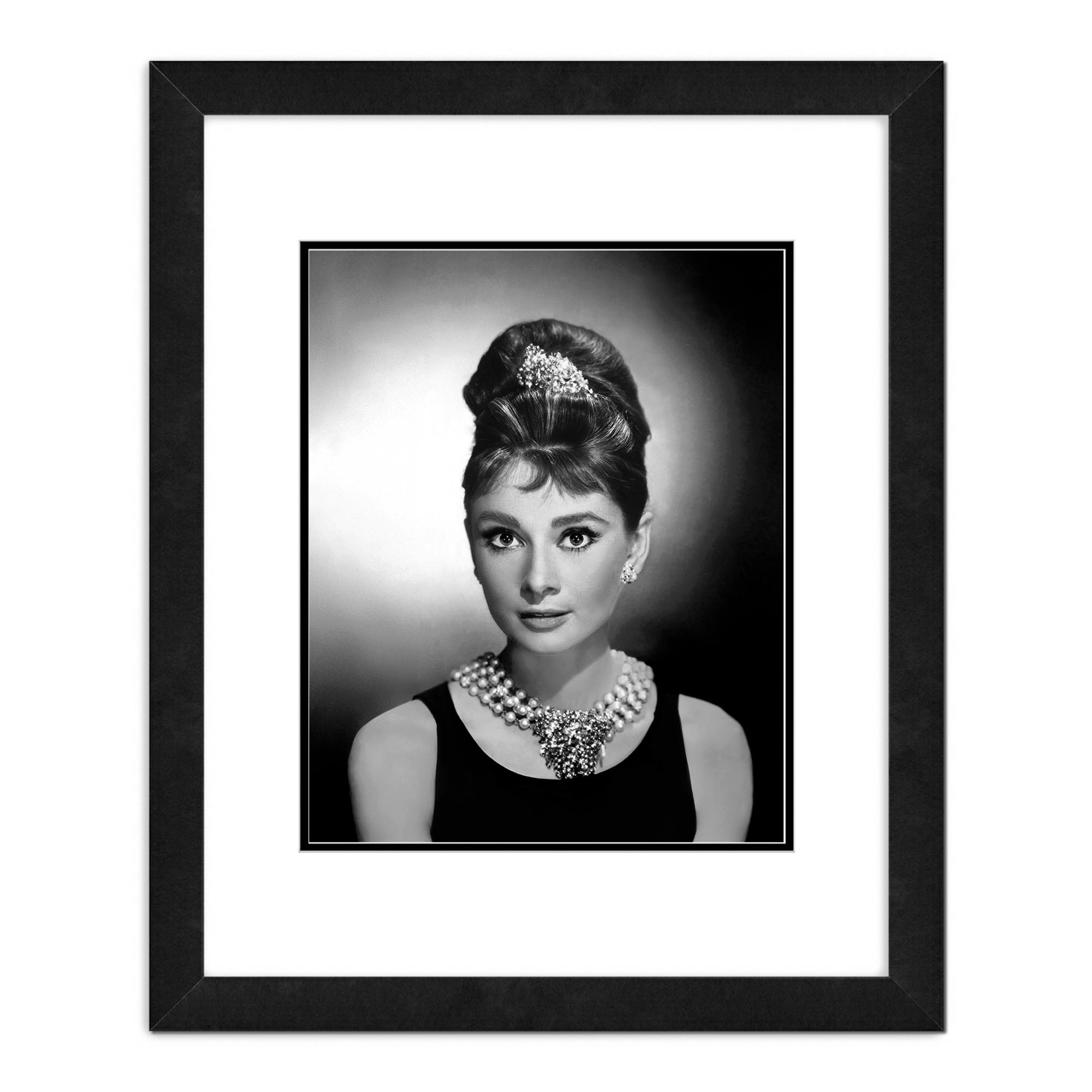 Audrey Hepburn In Her Role For 'breakfast At Tiffany's', 8X10 Matted ...