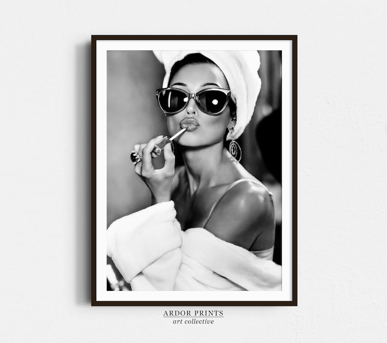 Audrey Hepburn Lipstick Print: Vintage Fashion, Old Hollywood Feminist ...
