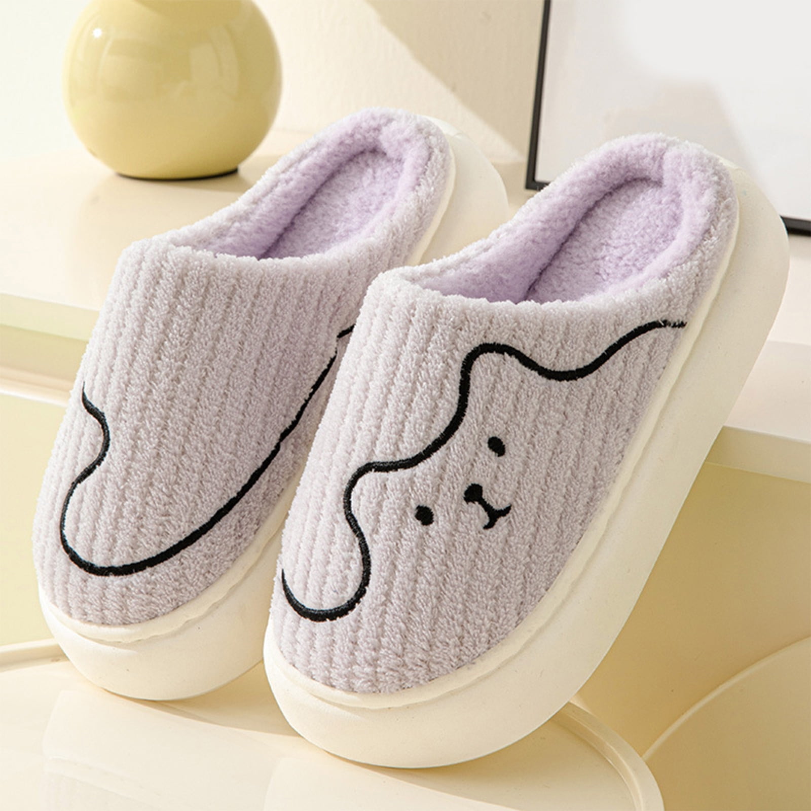 Aueoeo Fuzzy Slippers Women, Women's Plush Fuzzy Slippers Slip on ...