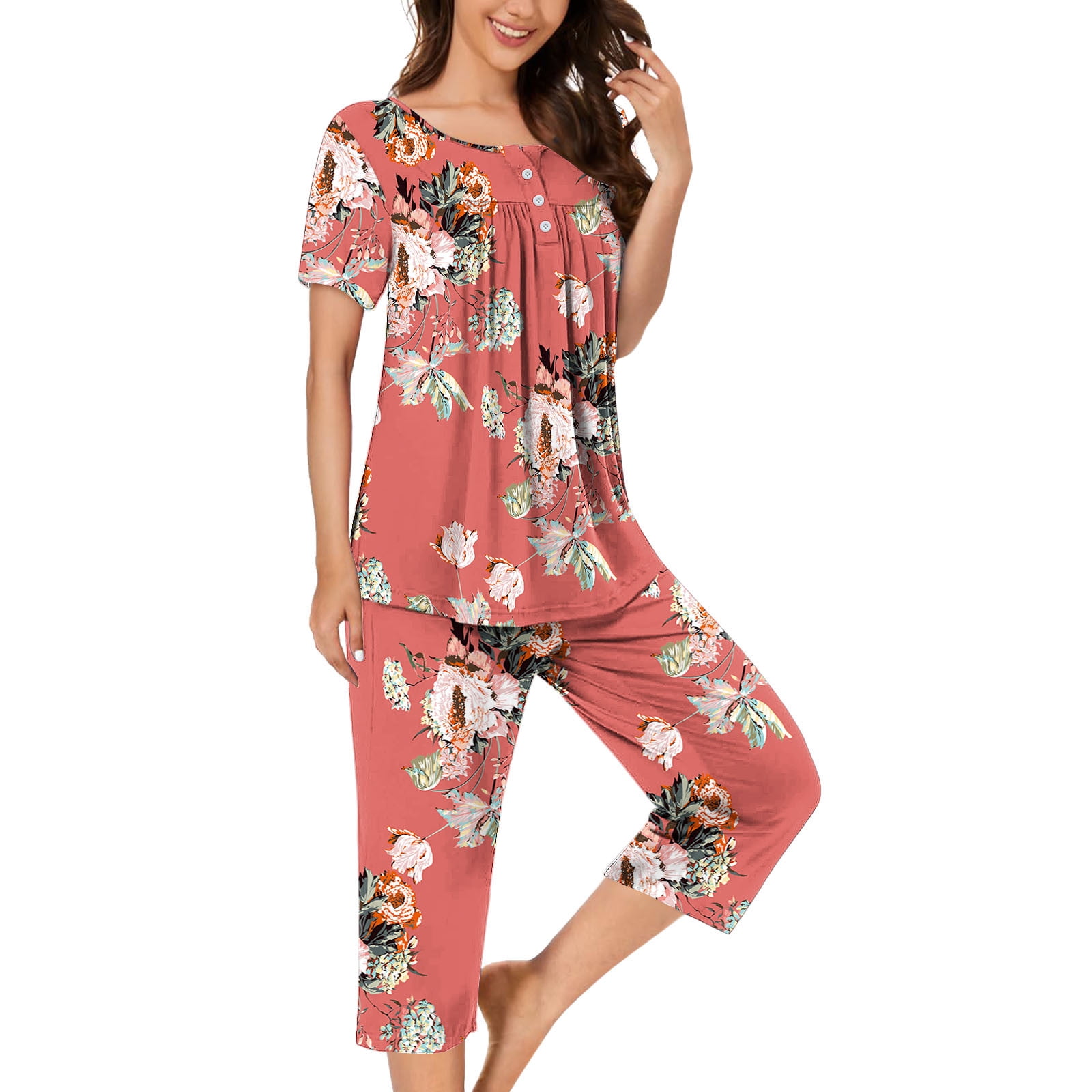 Aueoeo Women Pajama Set Sleepwear Tops with Capri Pants Casual and ...