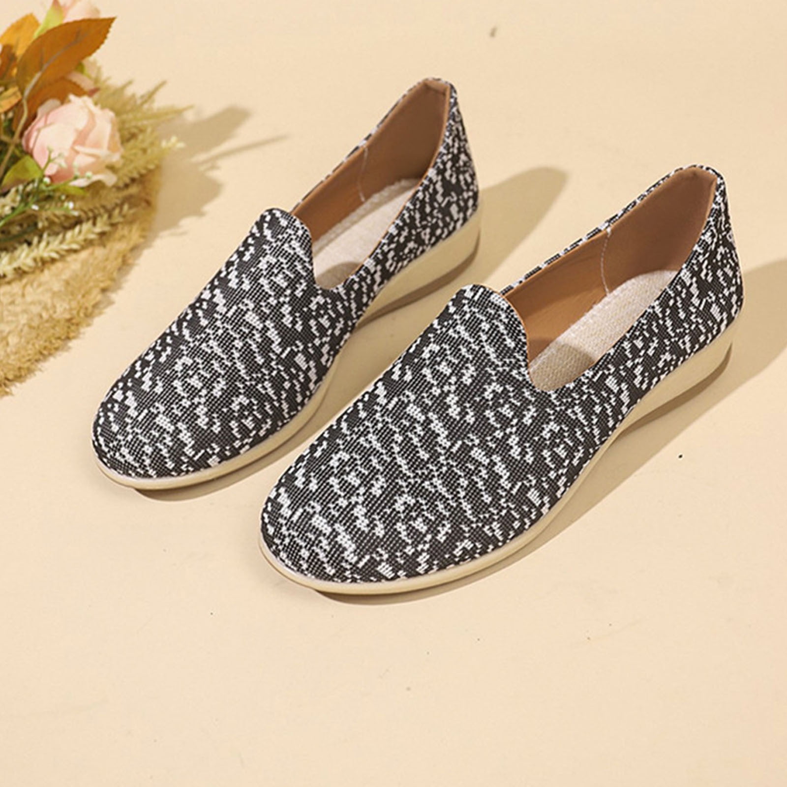 Aueoeo Women's Low Wedge Heel Shoes Round Toe Loafers Shoes Soft Flats Slip On Walking Flats ...