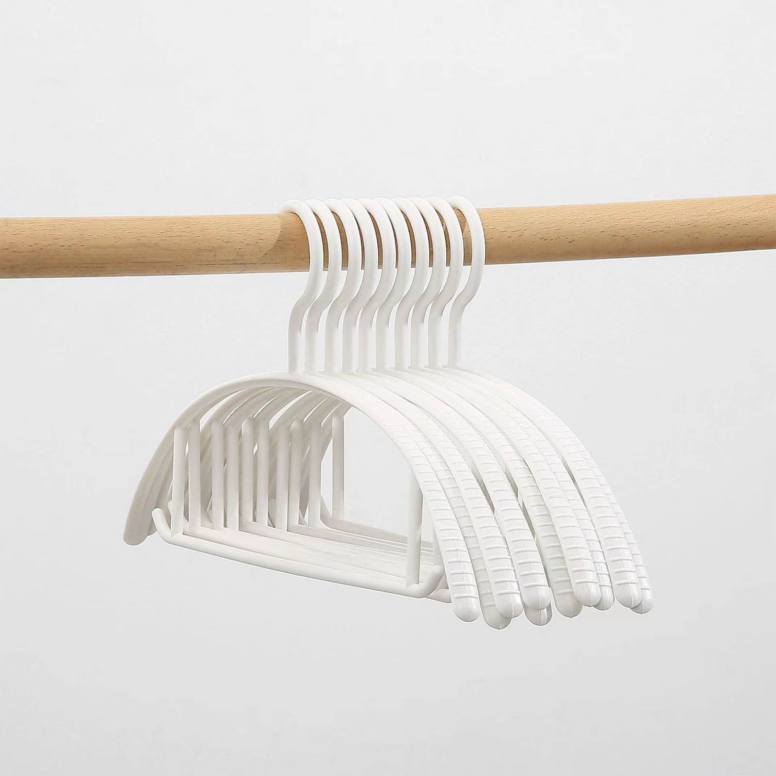 Aufmer Big Clothes Hangers 10 Packs Non-Velvet Thin Plastic Hangers for ...