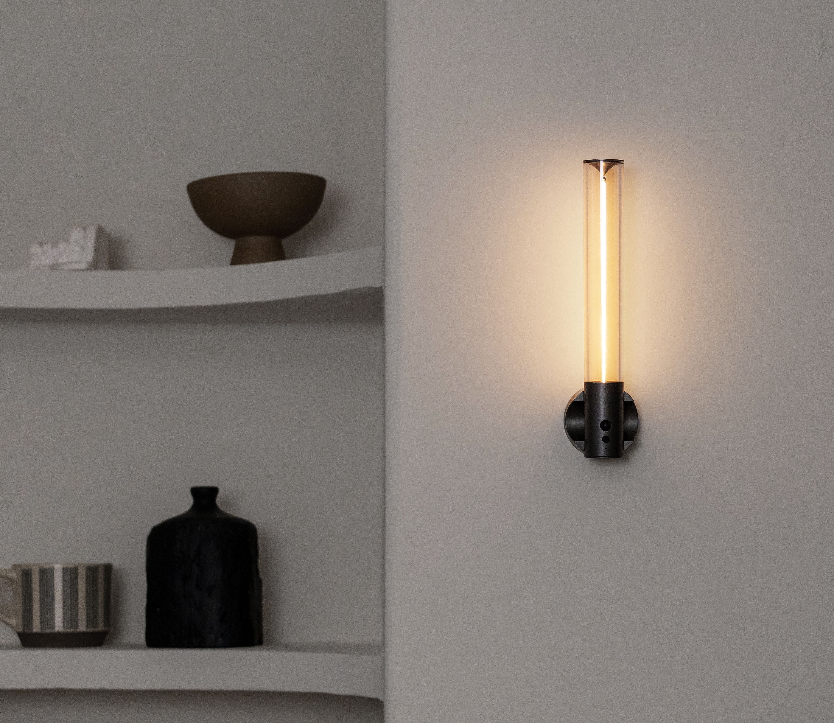 Auge Light, White Wall Mounted Motion Sensor Night Light, Portable USB ...
