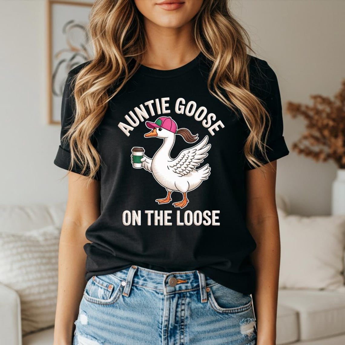 Auntie Goose Shirt, Goose Lover Cool Aunts Club Shirt, New Aunt ...