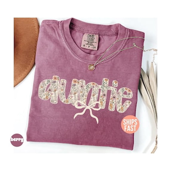 Auntie Shirt Pregnancy Reveal To Aunt Aunt Shirt Cool Aunts Club Shirt ...