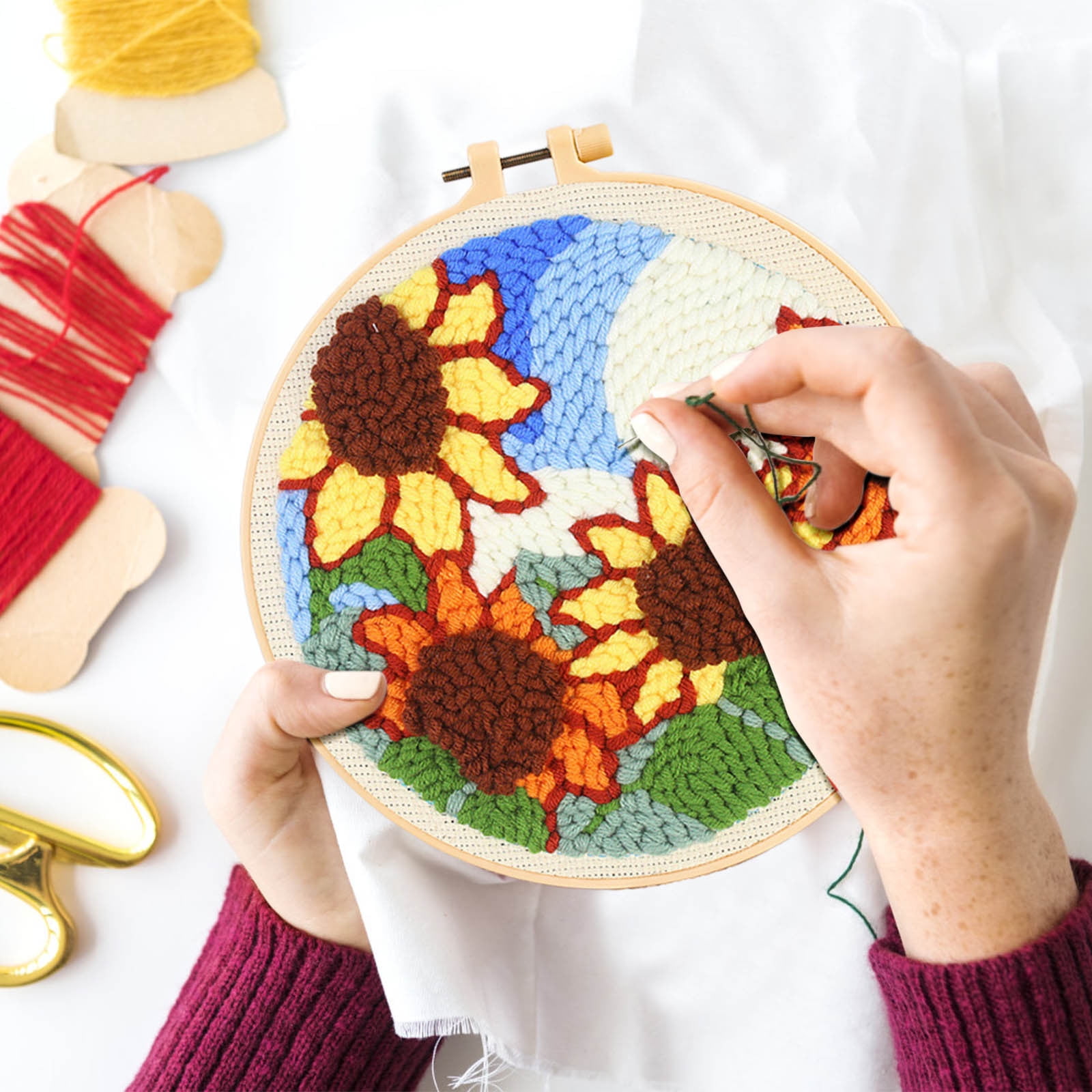 Aursykel Coarse Yarn Poke Embroidery DIY Kit for Beginners Floral ...