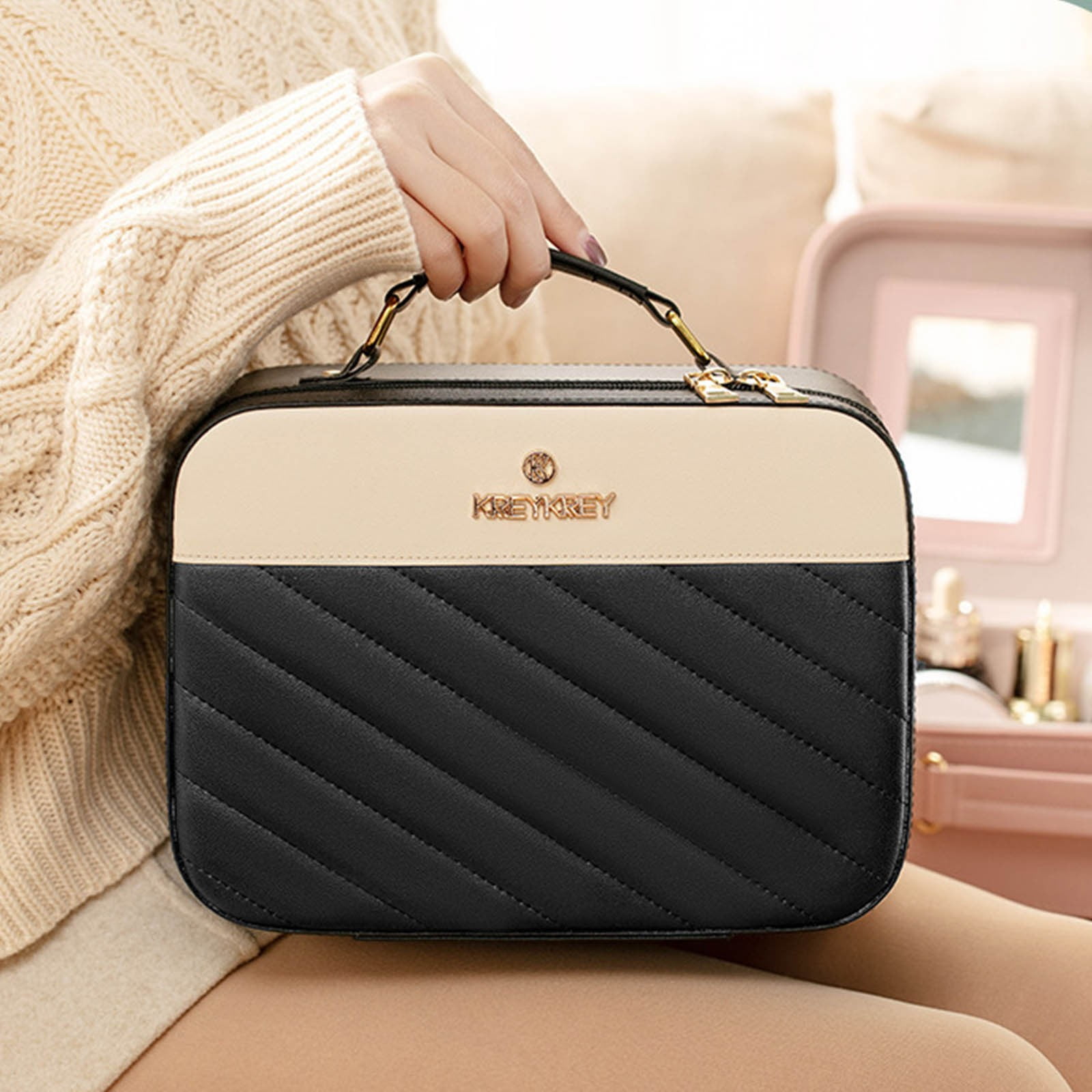 Aursykel Large Capacity Makeup Case Portable Travel Organizer ...