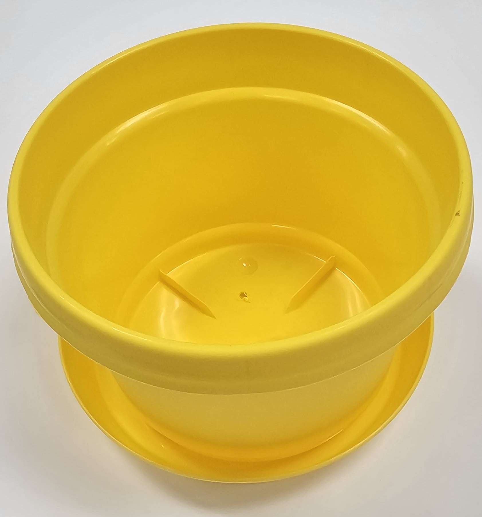 Austin Planter 9 Inch Flower Pot with Saucer Yellow Colored ...