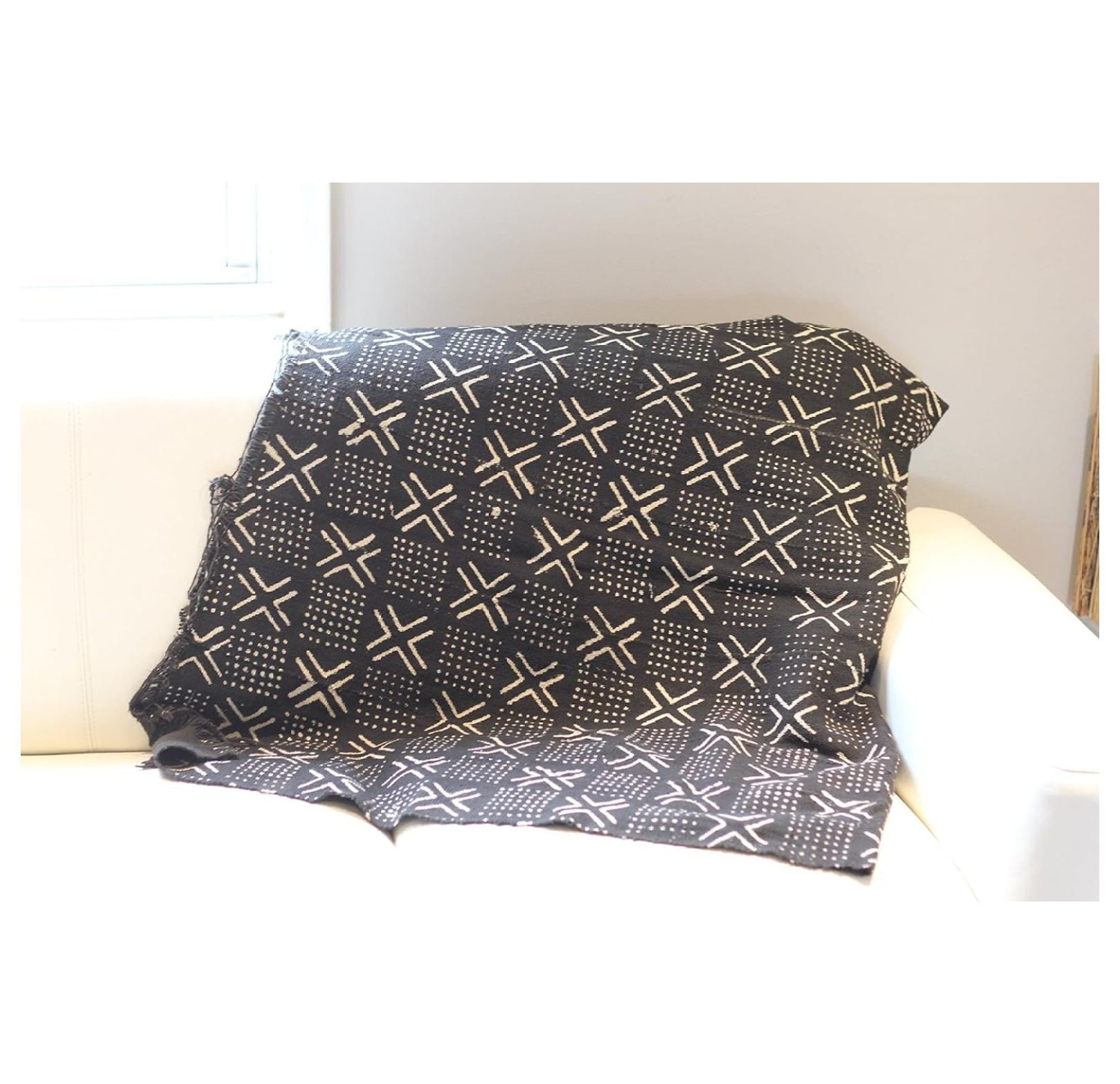 Authentic African Bogolan Mud Cloth Bambara - Huang zhong wen (Black ...