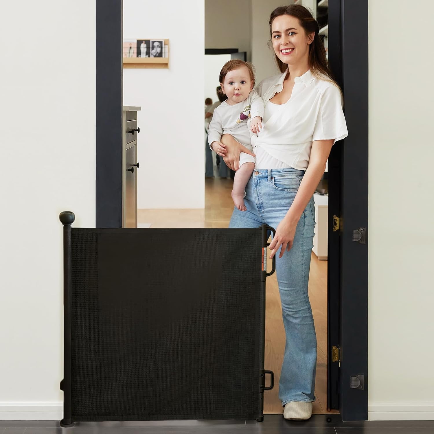 Auto Lock Retractable Baby Gate, Safety Gate for Baby and Pet, 33” Tall ...