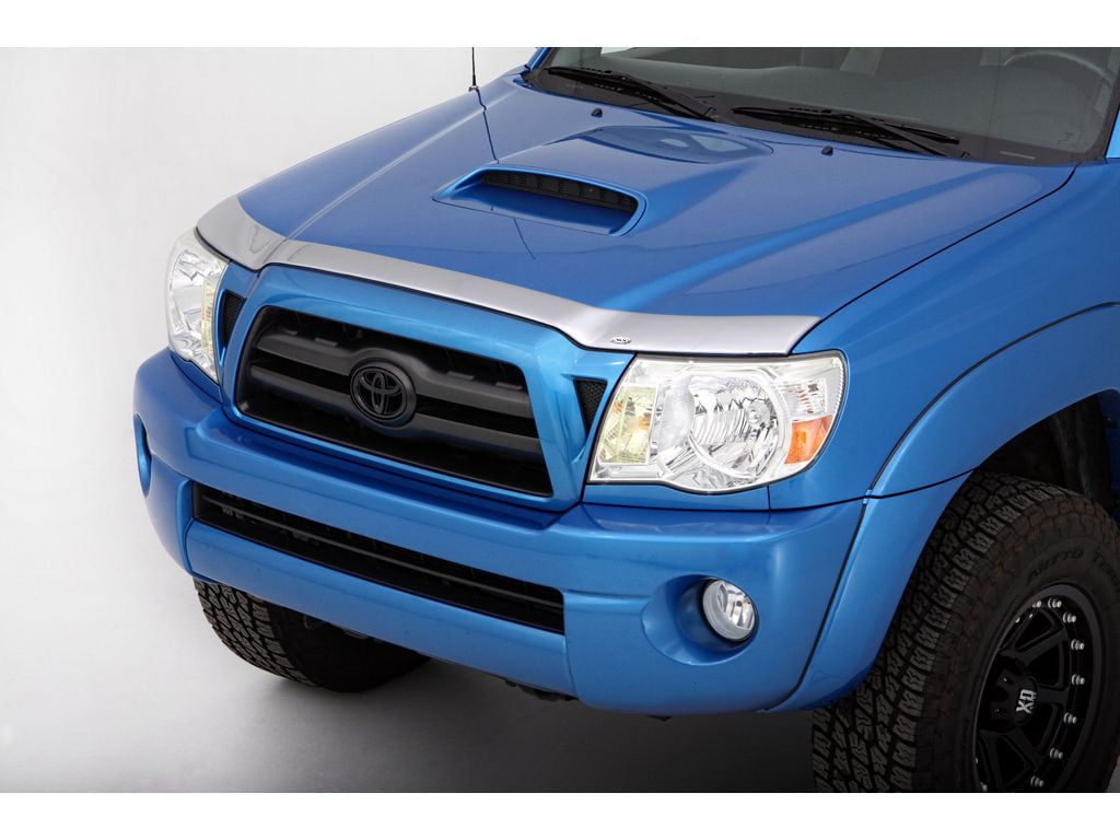 Auto VentShade (AVS) by RealTruck AeroSkin Chrome Bug Shield Compatible ...