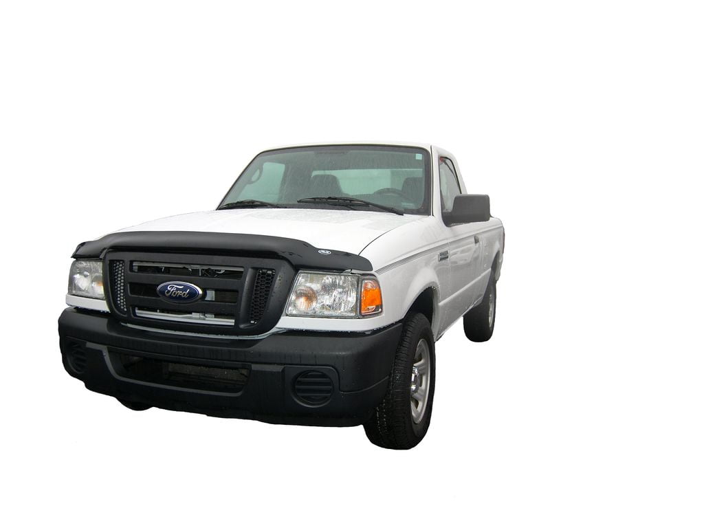 Auto Ventshade (AVS) by RealTruck Bugflector II / Hood Shield ...