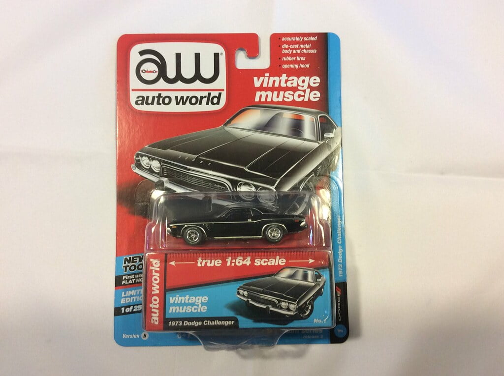 Auto World 1:64 Scale 1973 Dodge Challenger Diecast Car - Walmart.com