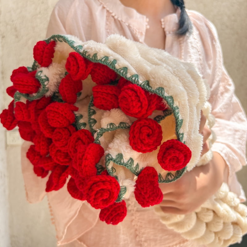 Autumn and Winter Warm Romantic Rose Bouquet Blanket Finished Flower ...
