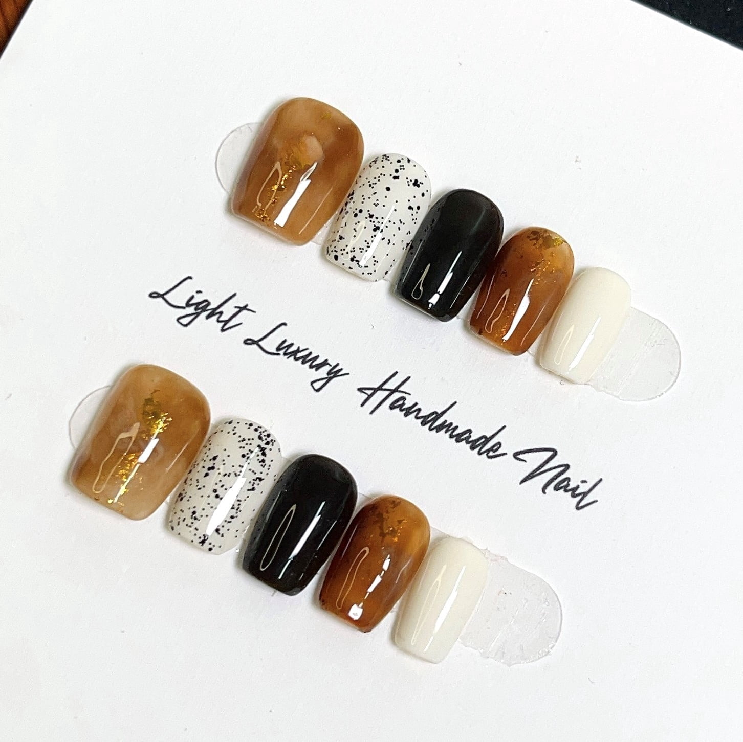 Autumn and winter Maillard tar smudging and whitening, hand-worn nail ...