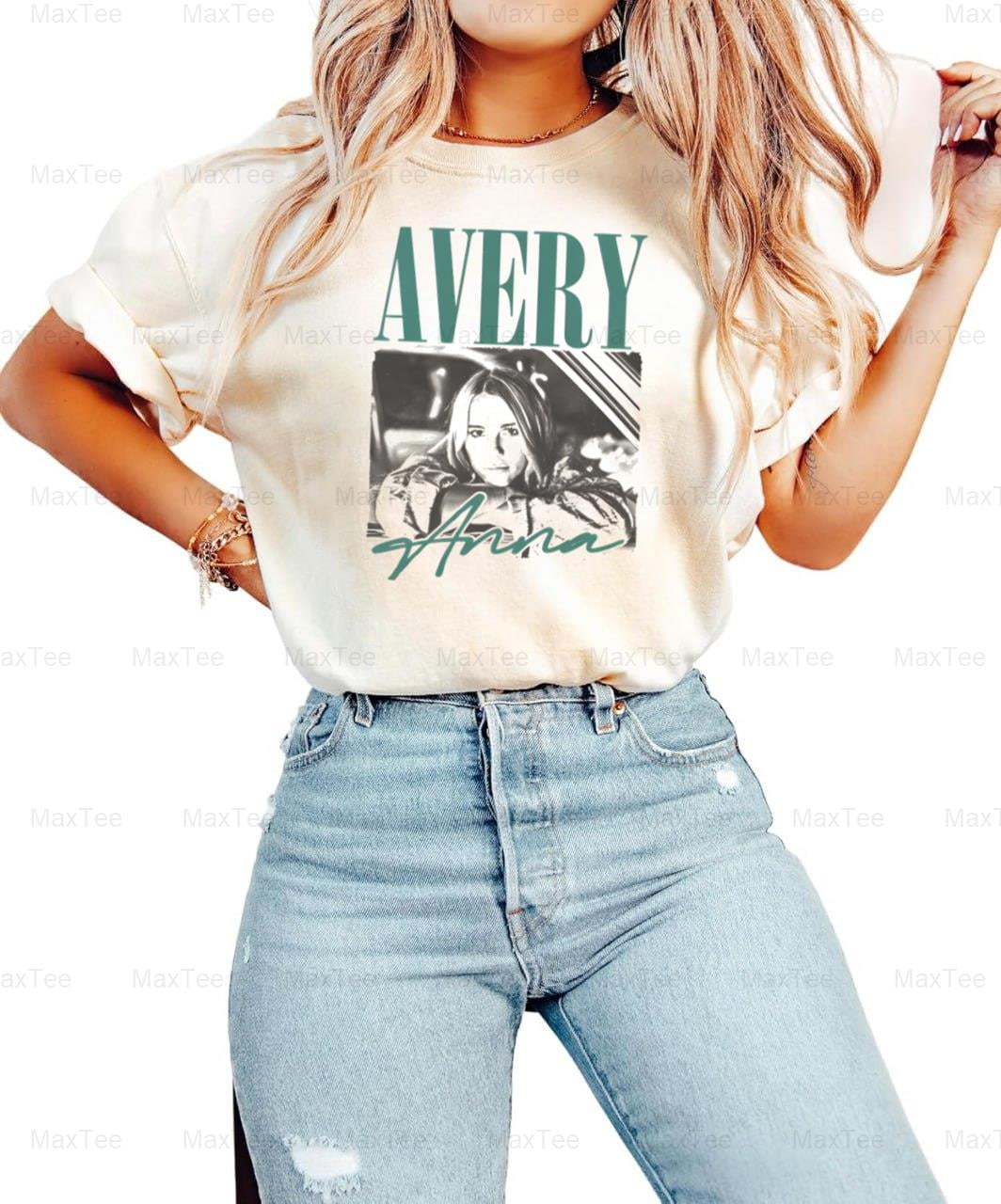 Avery Anna Country Singer Songwriter Concert Tour Fan Photo Comfort ...