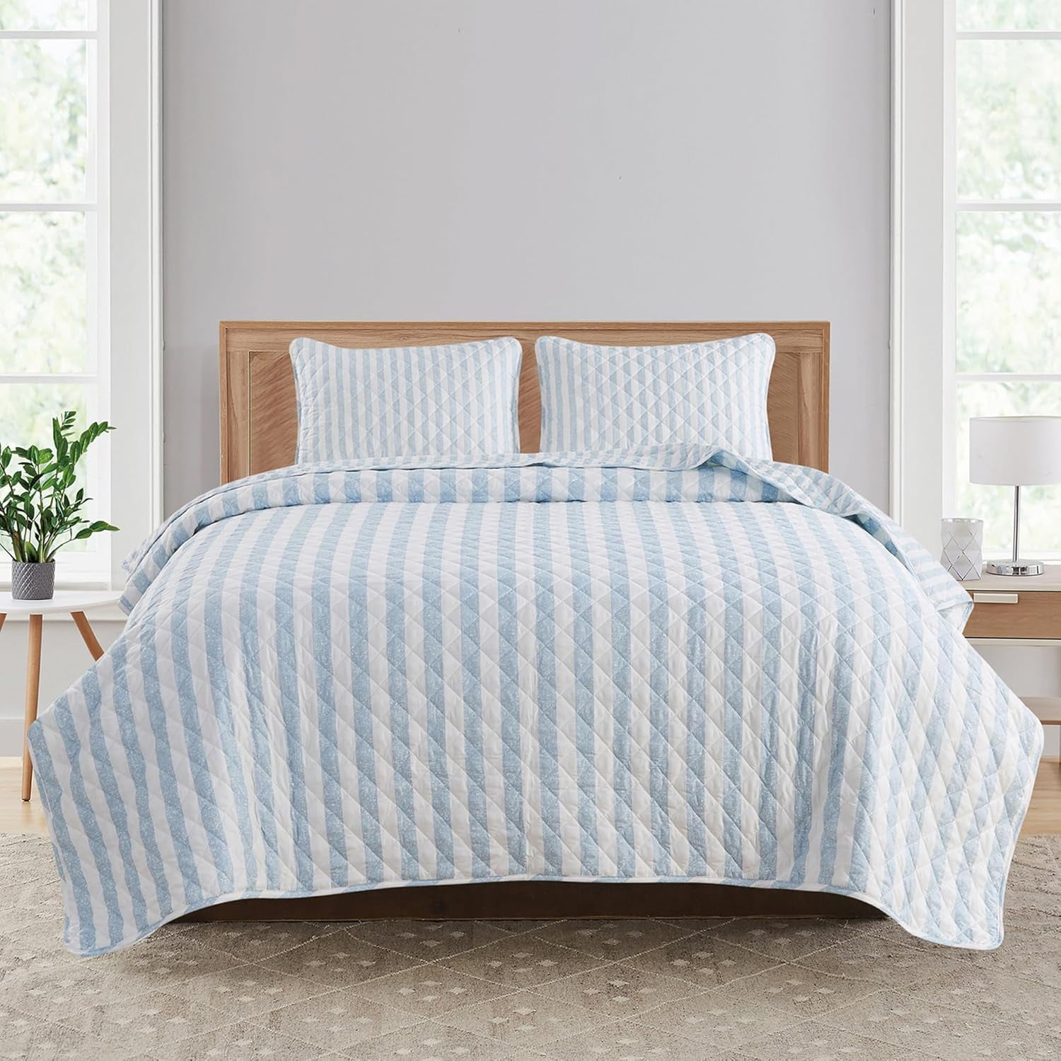 Avery Collection (Full/Queen, Light Blue) | Blue Striped Quilt Set ...