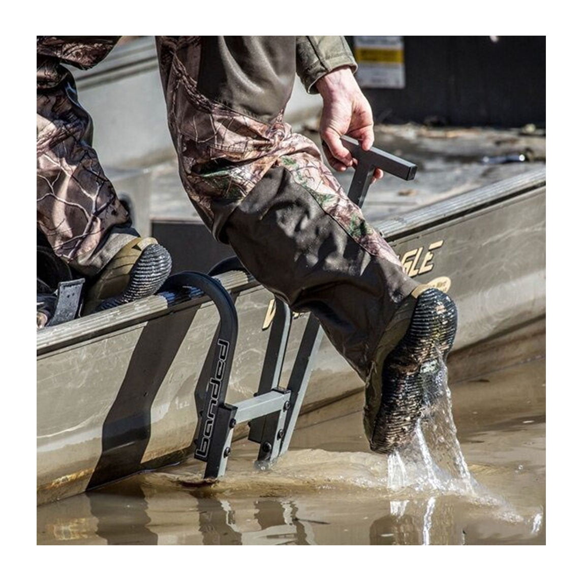 Avery Easy-in Heavy-Duty Adjustable Boat Ladder with Aluminum Frame and ...