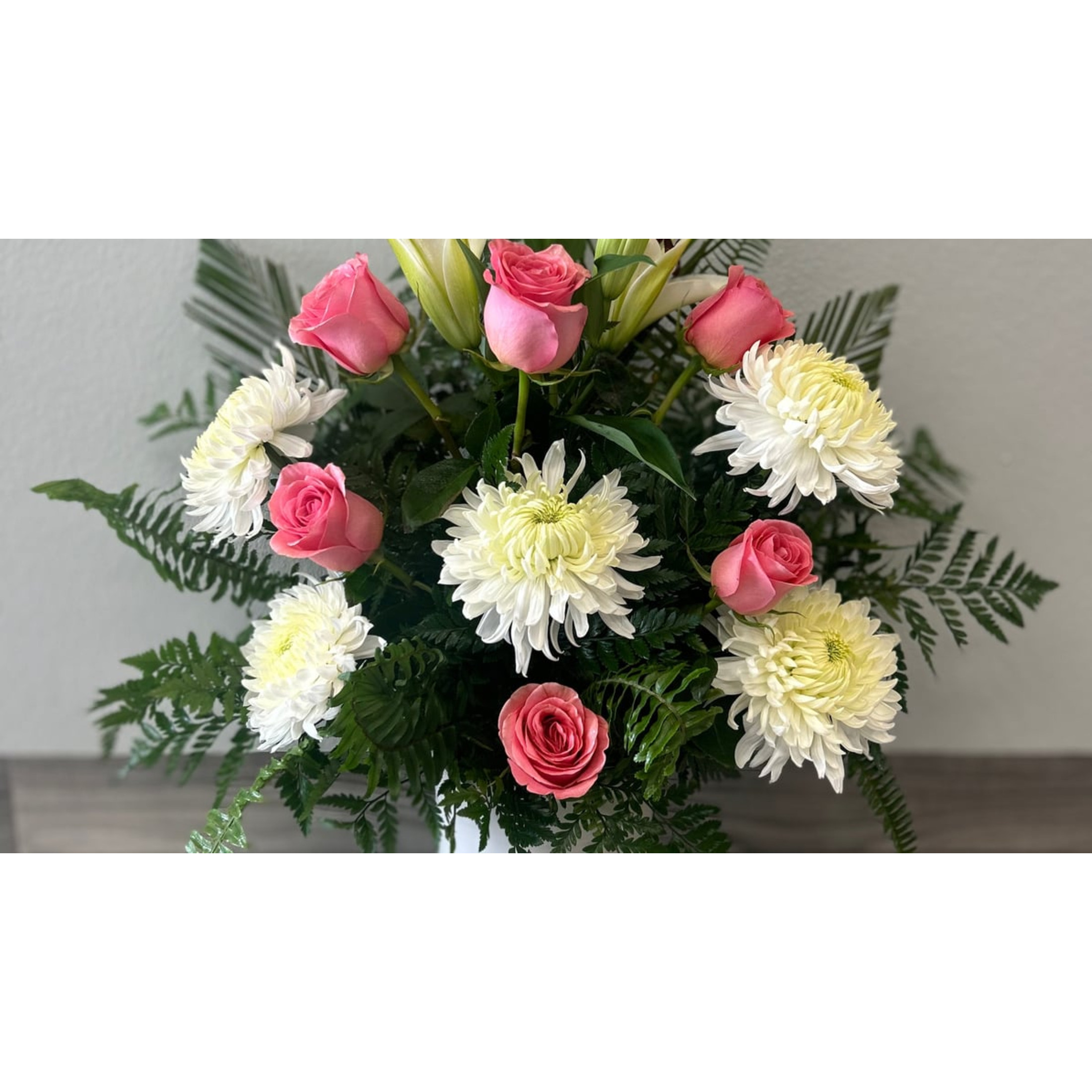 Avi Flower Shop - Sympathy Floor Basket - Walmart.com
