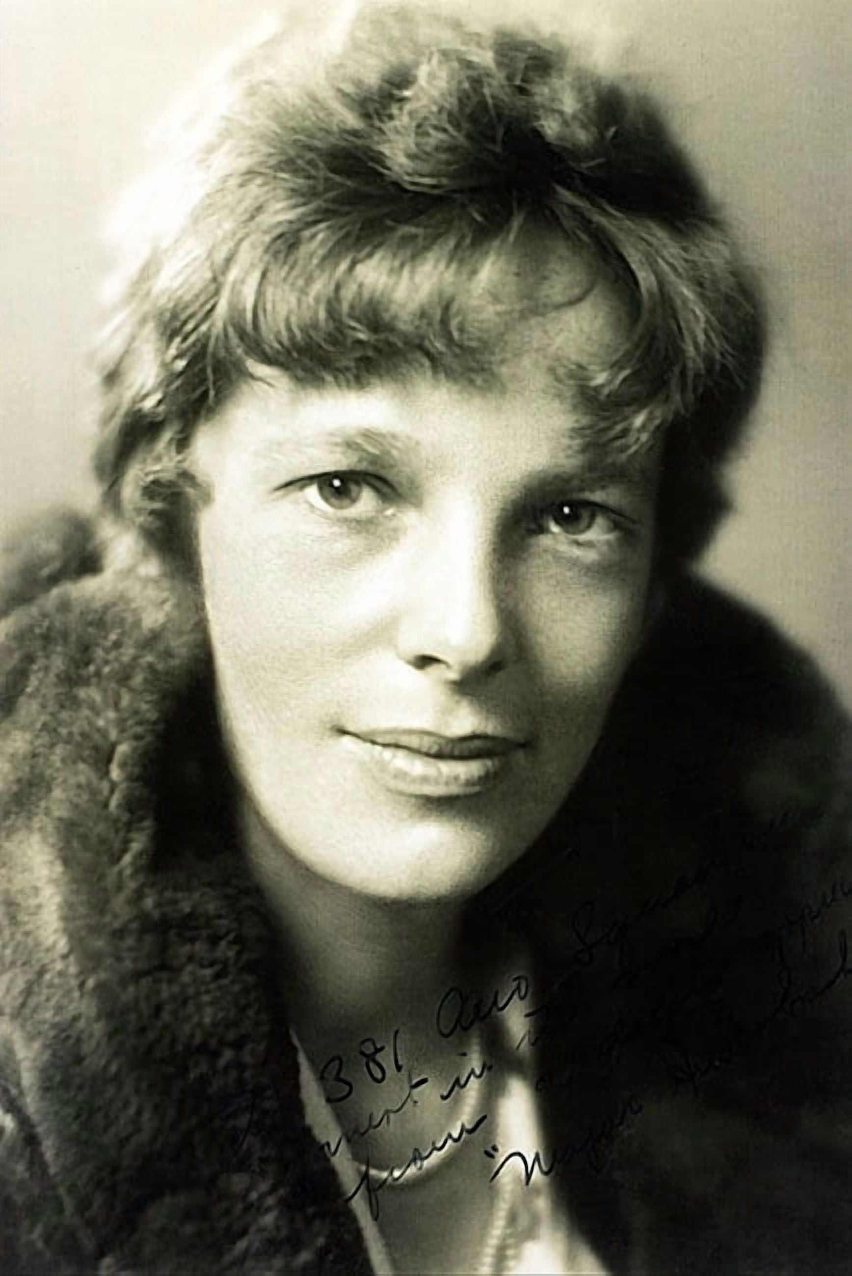 Aviator Amelia Earhart 1930 Portrait Style -1 - 24x36 Inch Laminated ...