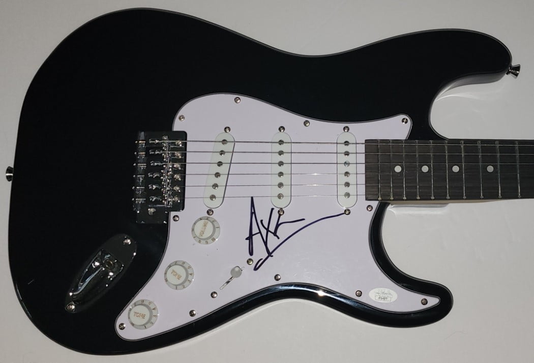 Axl Rose Signed Autographed Guitar Guns N' Roses Paradise City JSA ...